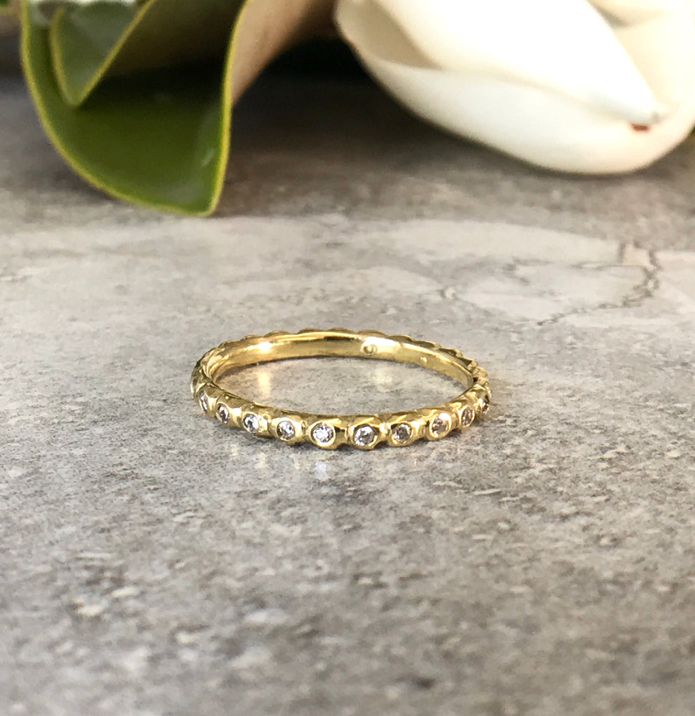 Micro Eternity Ring – Sarah Richardson Studio